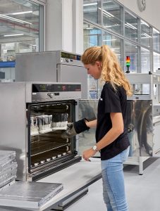 Effiziente Lieferketten & thermische Verpackungen va-Q-tec